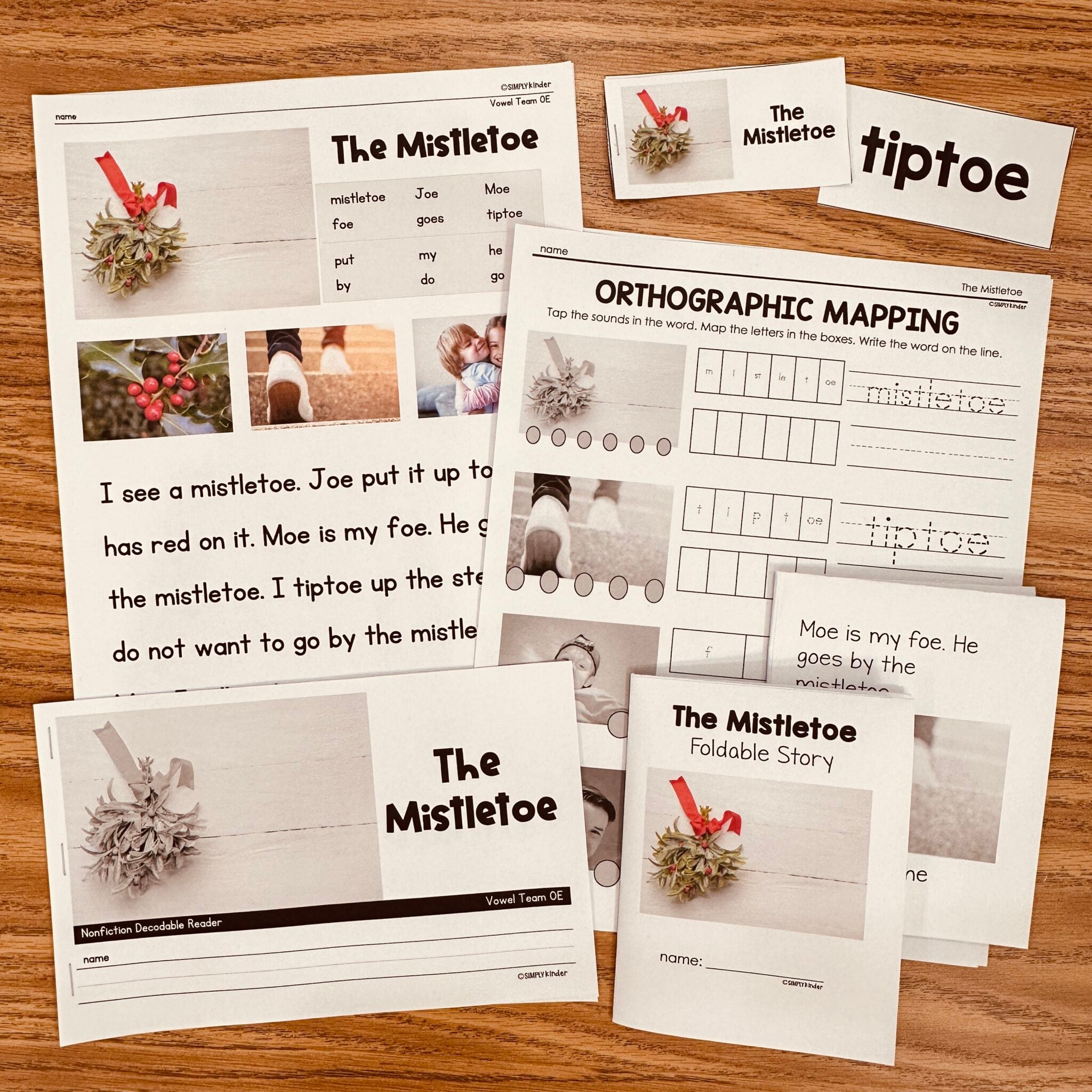 Nonfiction Decodable - Vowel Team OE - The Mistletoe - Simply Kinder ...