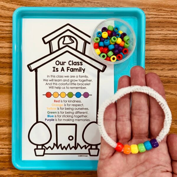 Our Class Is A Family Bracelet and Book - Simply Kinder + Printable ...